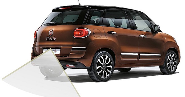 Fiat 500L Rear View Reversing Retrofit Camera Kit - 7" Uconnect System