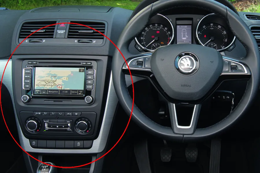 Skoda Yeti (2014 Onwards) Double DIN Car Stereo Fascia Adapter Panel ...