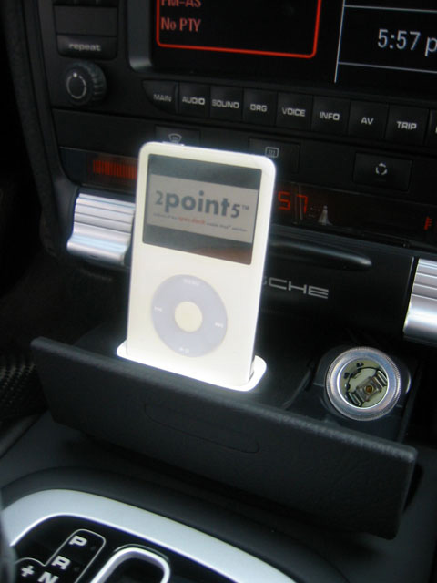 Porsche Cayenne SPEC.DOCK iPOD/ iPHONE DOCK 2002+ PORCYNV4I30P